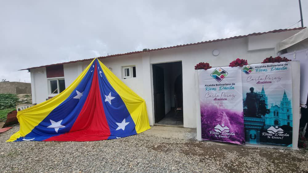 Diario Frontera - Gobernador Arnaldo Sánchez entregó viviendas en el ...